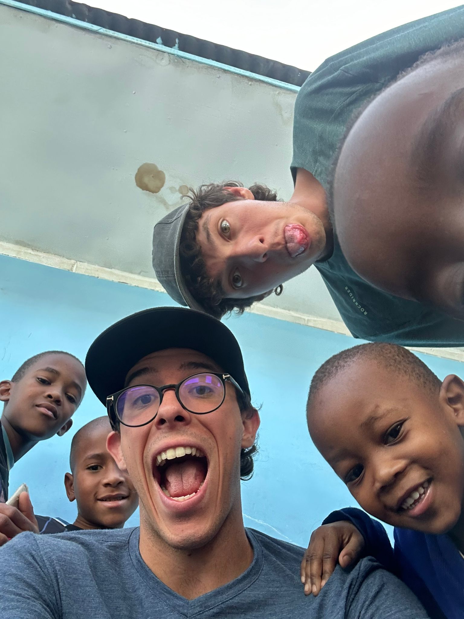 Fare il bene è contagioso: Francesco e Nicola Ridolfi in missione in Tanzania - Fondazione ...